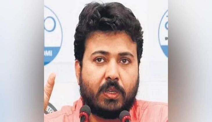 ED summons AAP MLA Durgesh Pathak in liquor policy probe | Catch News