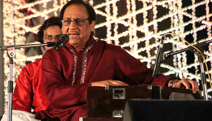 Ghulam Ali's performs in Kolkata, calls Mamata Banerjee a form of ...