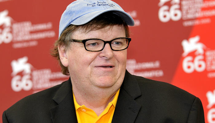 Michael Moore, in ICU with pneumonia | Catch News