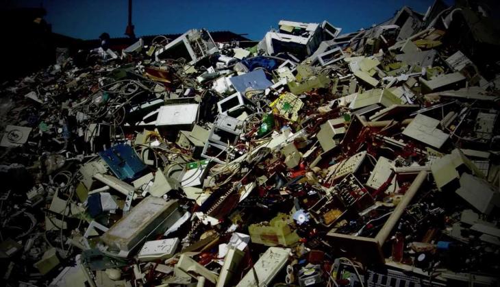 India's electronic waste problem is huge. Here's proof | Catch News