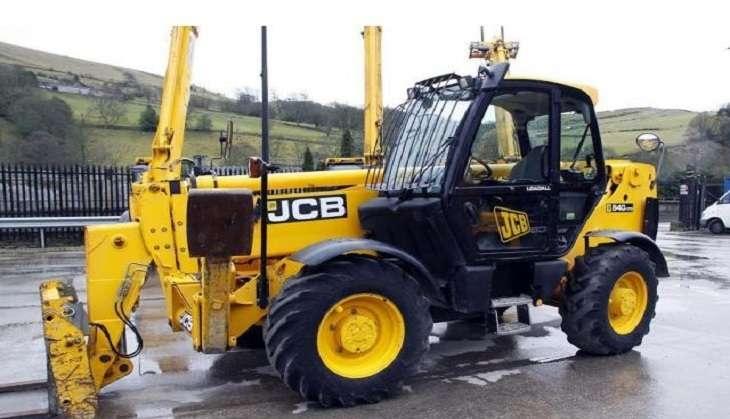 JCB owner denies paying challan and the reason shocked entire transport ...