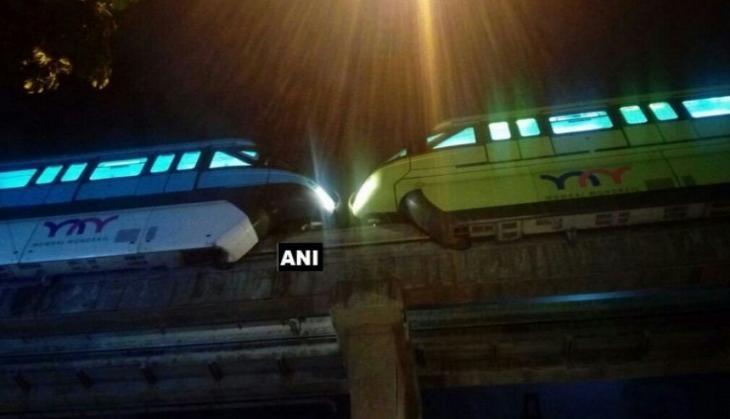 Two monorail trains come face-to-face on same track in Mumbai | Catch News