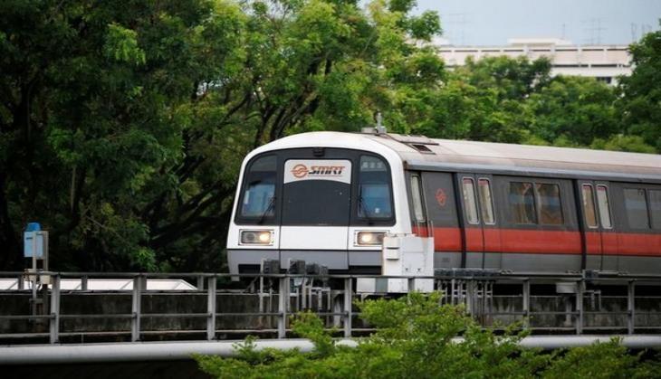 Singapore: MRT train collides with stationary train, 23 injured | Catch ...