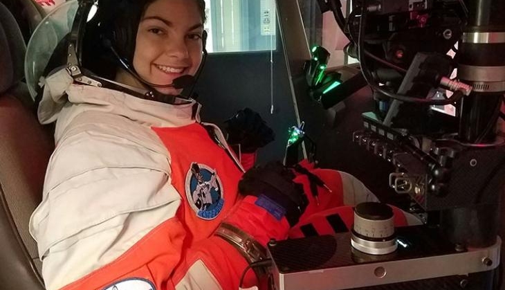Meet 17-year-old girl preparing to become the first human on Mars ...