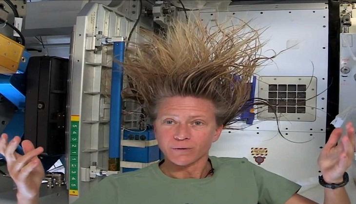 You will be amused to see how astronauts clean their hairs in space ...