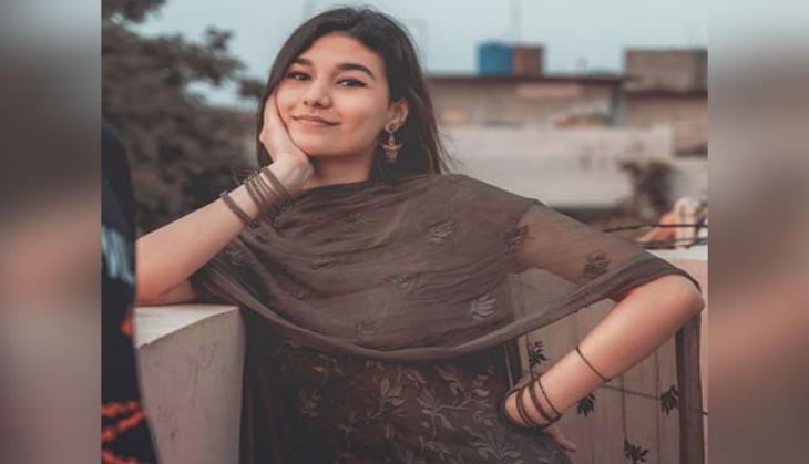 Trolled over condolence post for Moose Wala, Pakistani singer Shae Gill ...