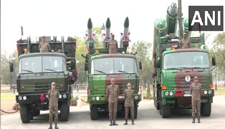 Indian Army displays 'Made In India' weapons ahead of Republic Day ...